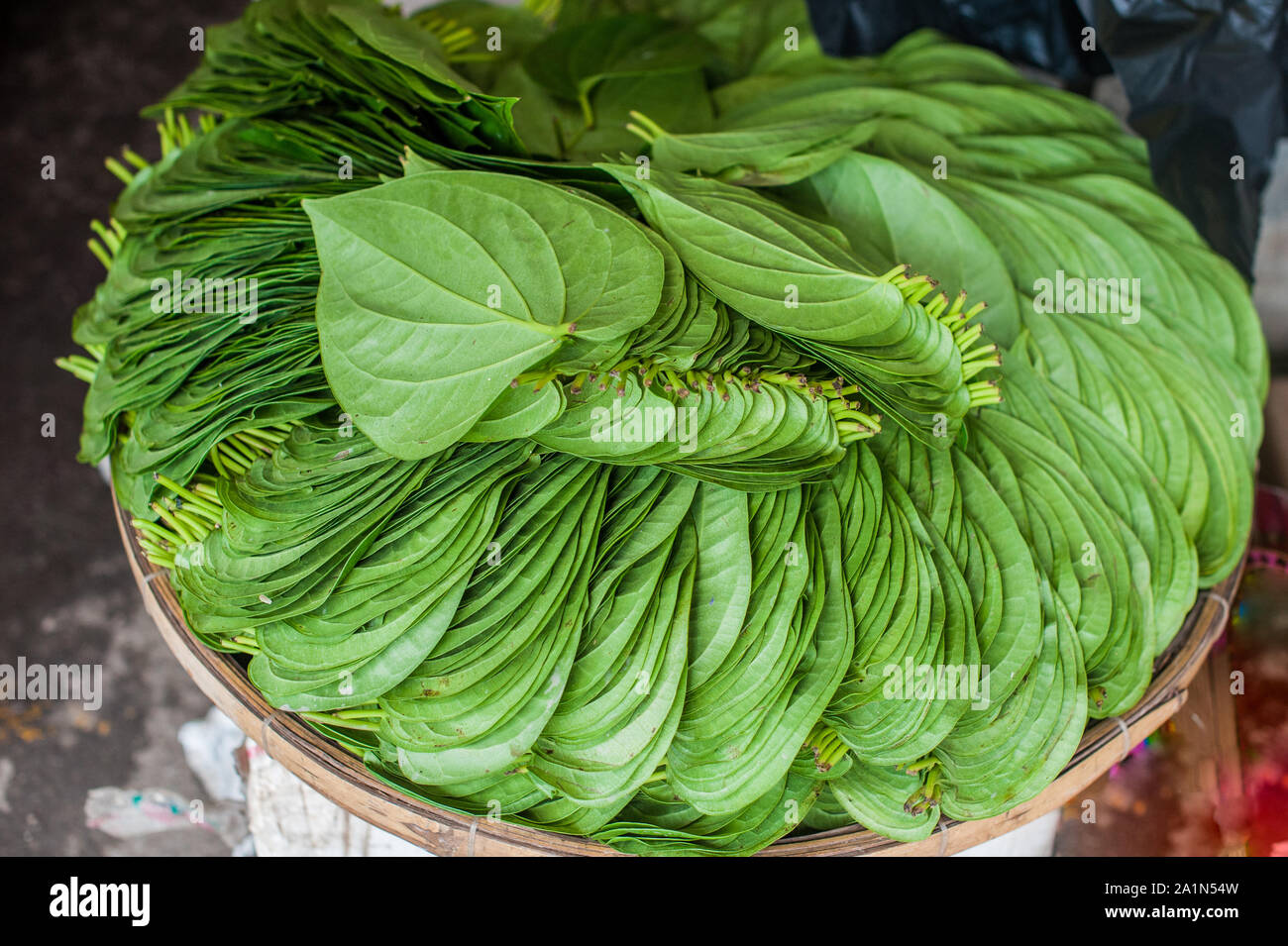 Green leaves on the Vietnamese market Stock Photo - Alamy