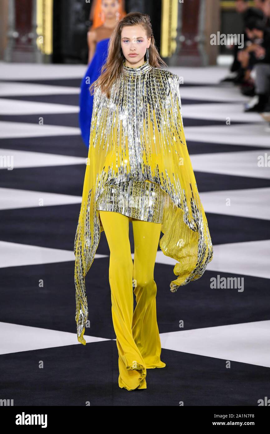 Paris, France. 27th Sep, 2019. BALMAIN SS20 Runway during Paris Fashion ...