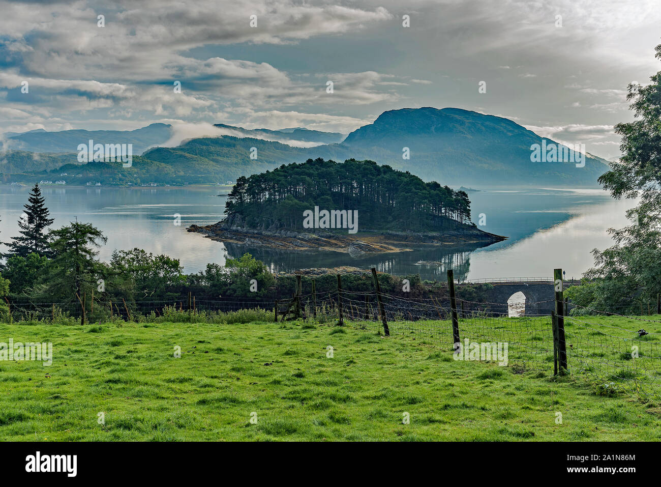 Tidal island on Loch Carron, Plockton, Scotland Stock Photo - Alamy