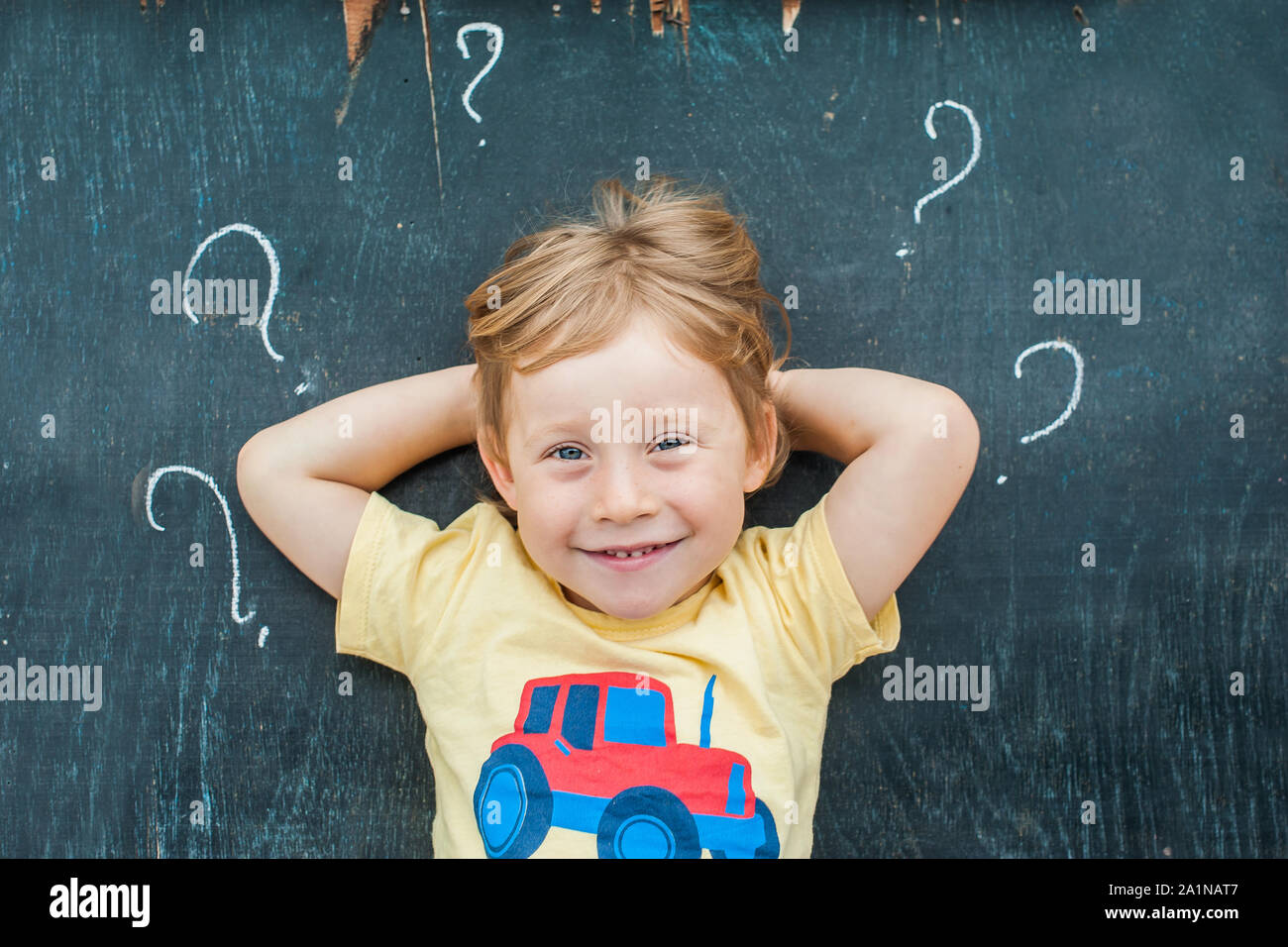Question mark face child hi-res stock photography and images - Alamy