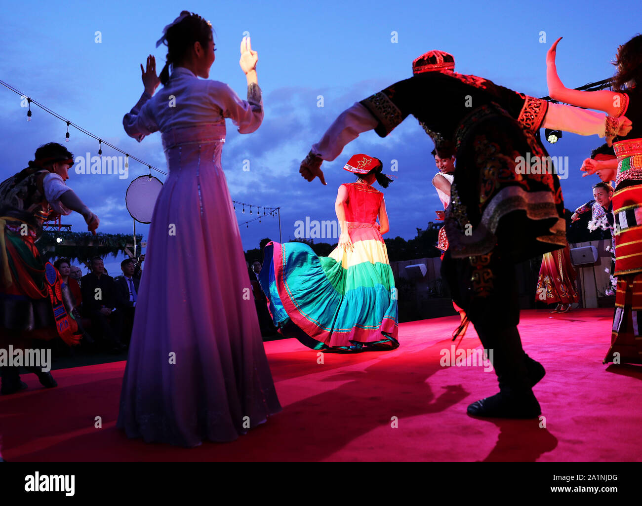 Paris, France. 27th Sep, 2019. Actors and actresses from Minzu ...