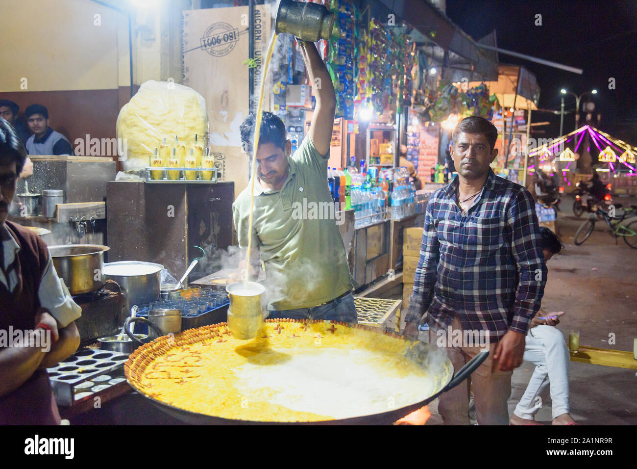 Indian people in coffee shop hi-res stock photography and images - Alamy