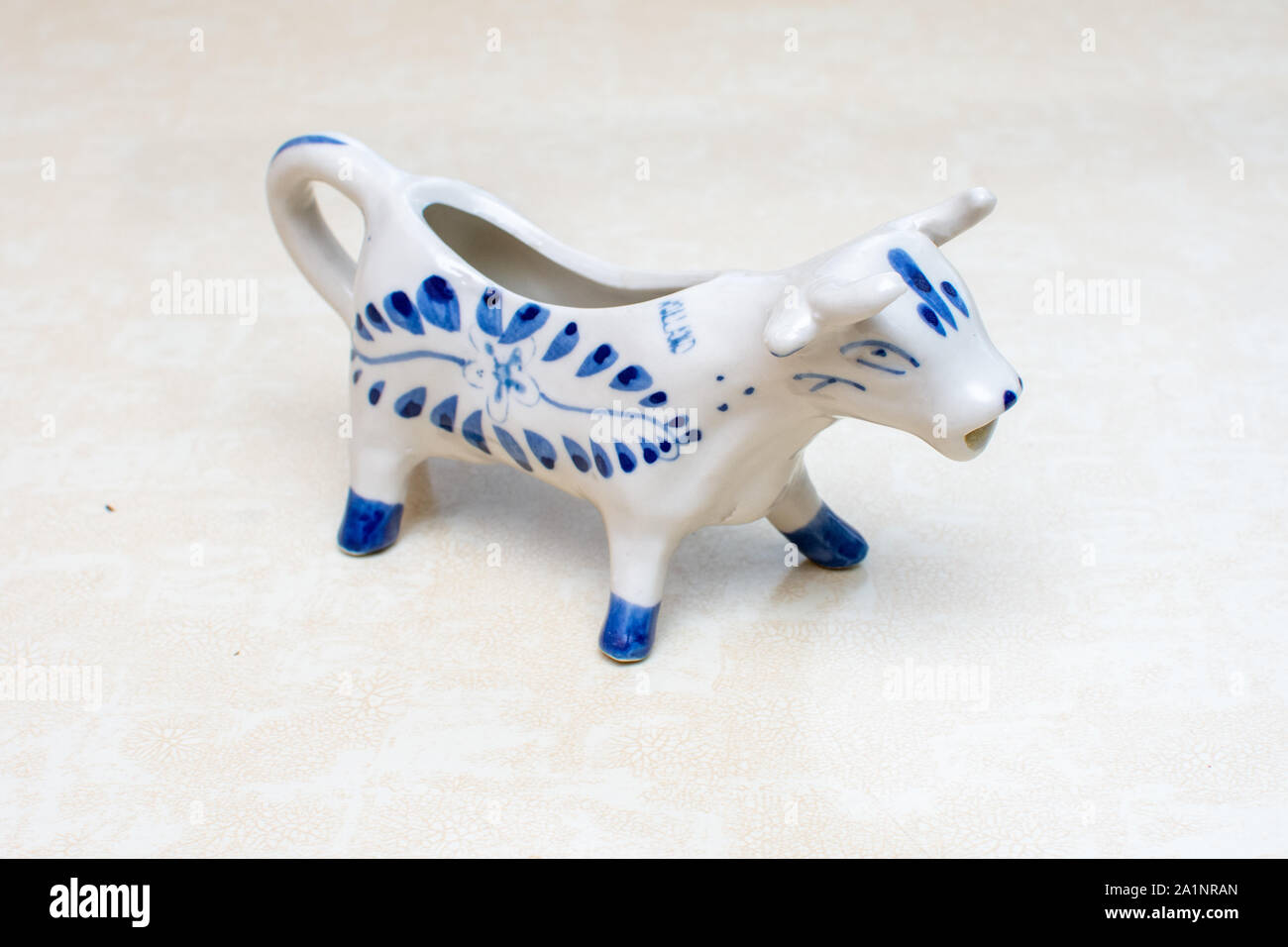 Delft Blue Figurine cow for toothpicks. Souvenir from Holland ...