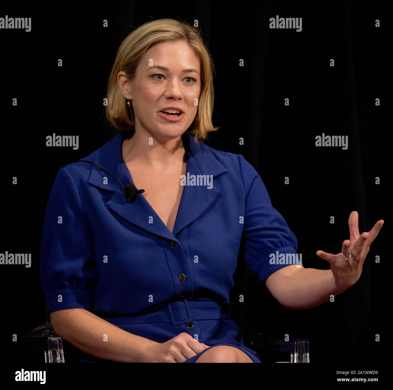 Two colloquy hi-res stock photography and images - Alamy