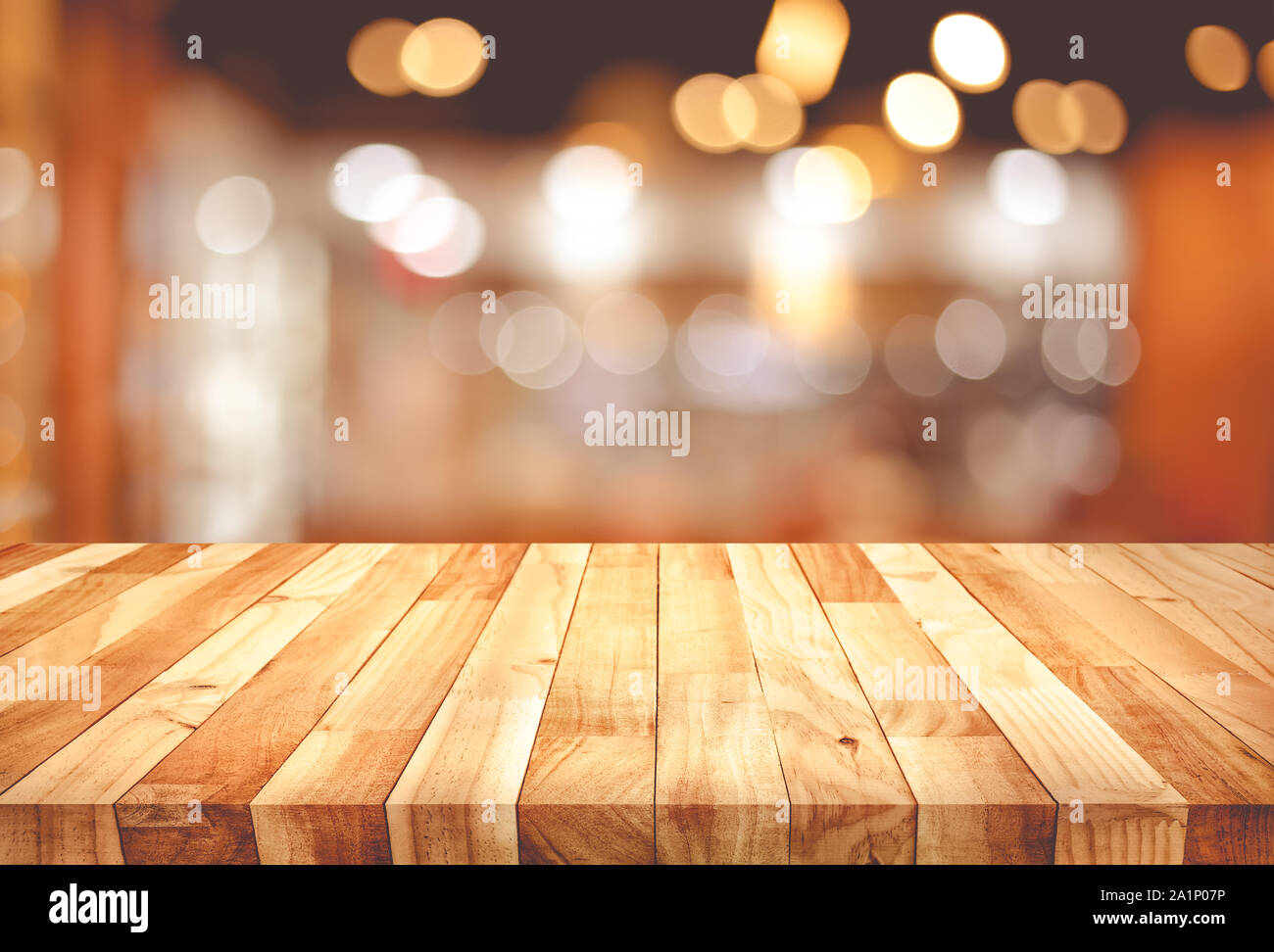 Wood texture table top (counter bar) with blur light gold bokeh in cafe ...