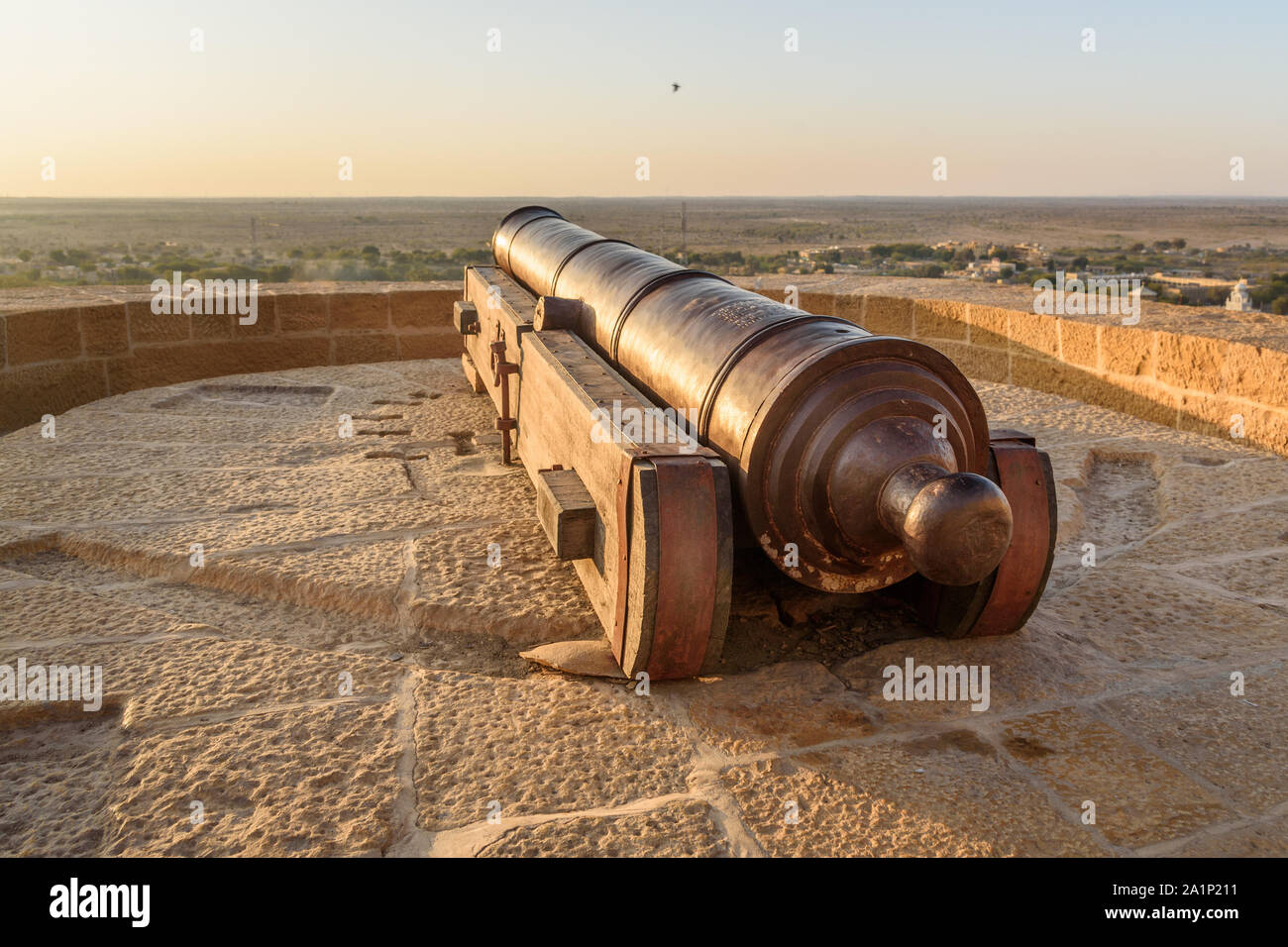 Ancient cannon in Jaisalmer fort. Rajasthan. India Stock Photo - Alamy