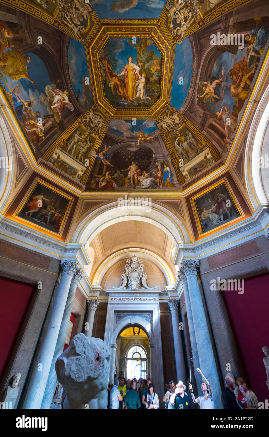 The Belvedere Torso Statue, Octagonal Room, Pius-Clementine Museum ...