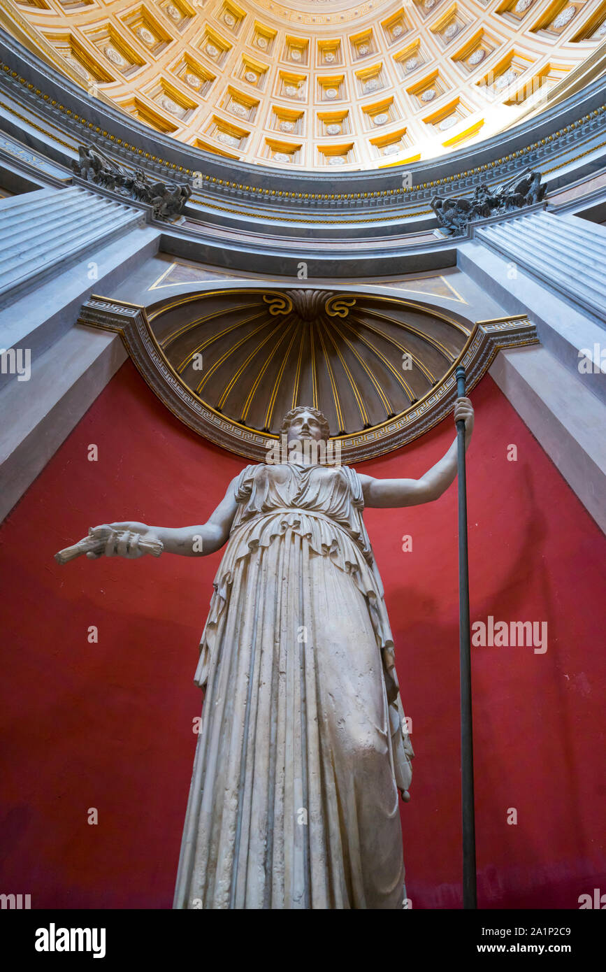 Round room in vatican museum hi-res stock photography and images - Alamy