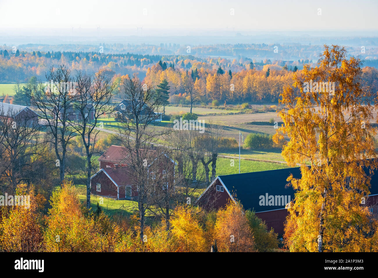 Wooded landscape farm house hi-res stock photography and images - Alamy