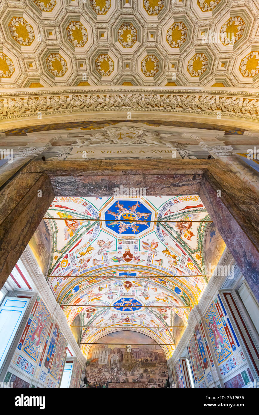 Vatican Library, Vatican Museums, Vatican, Rome, Italy, Europe Stock ...