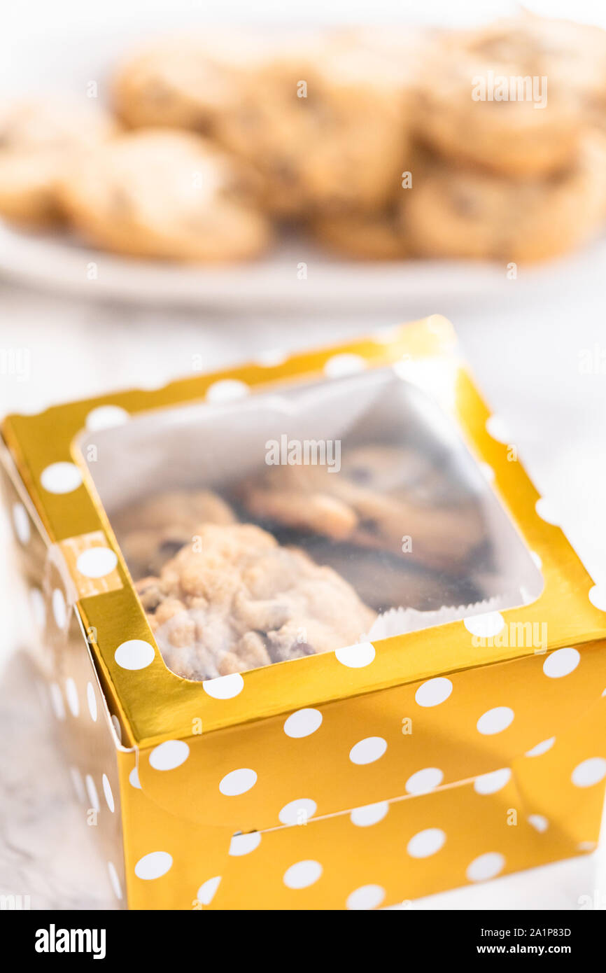 Homemade chocolate chip cookies in a gift box Stock Photo - Alamy