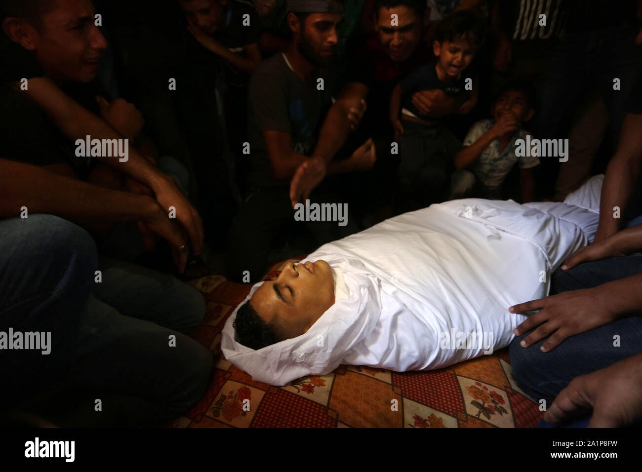Gaza City, Gaza Strip, Palestinian Territory. 28th Sep, 2019. Mourners ...