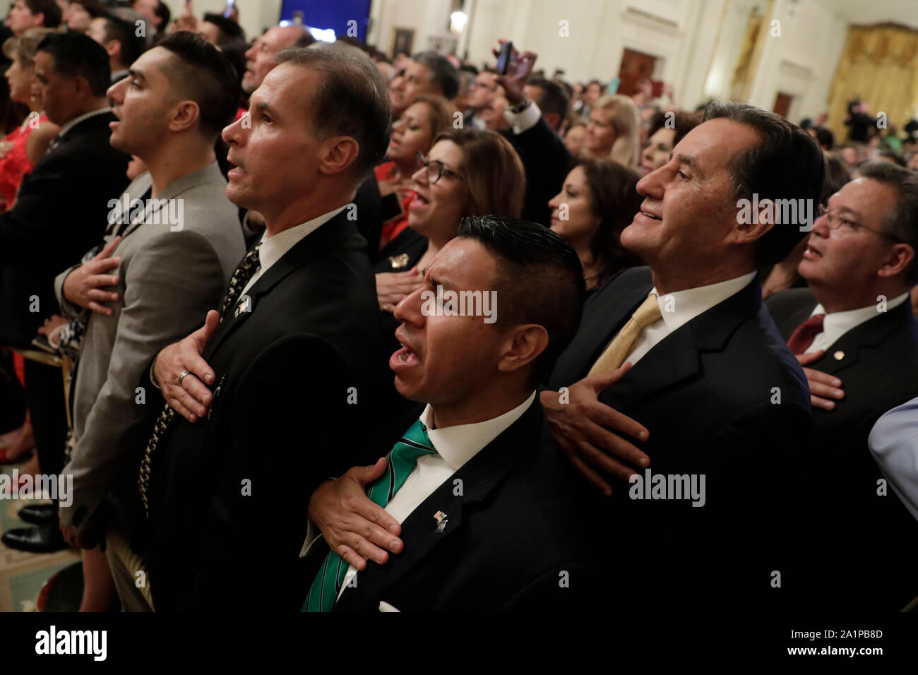 American national anthem and sing hi-res stock photography and images ...