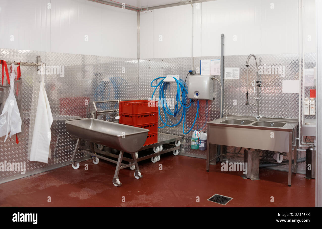 Modern dishwashing room at food processing plant Stock Photo - Alamy