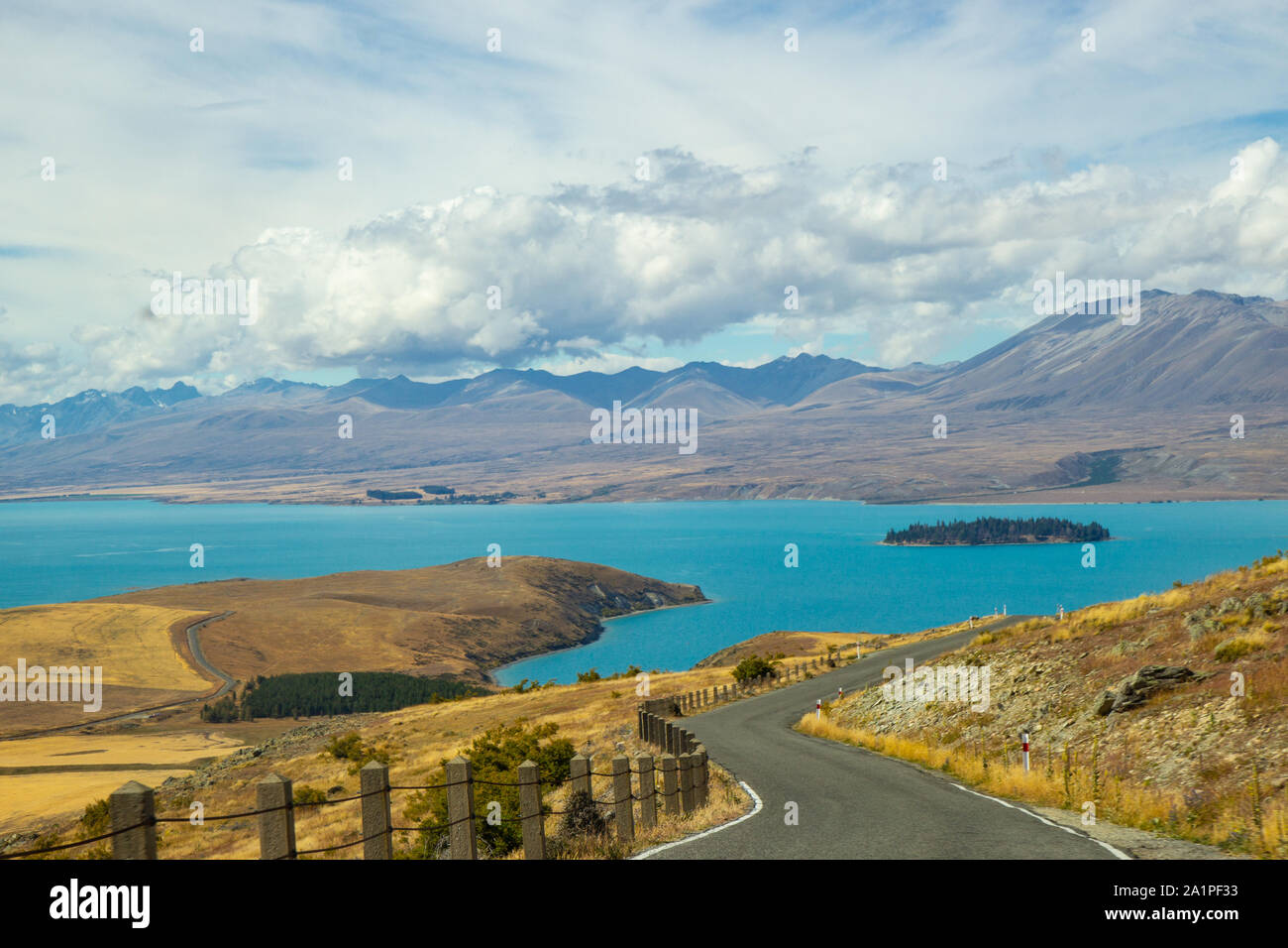 asphalt road through Canterbury region of New Zealand Stock Photo - Alamy