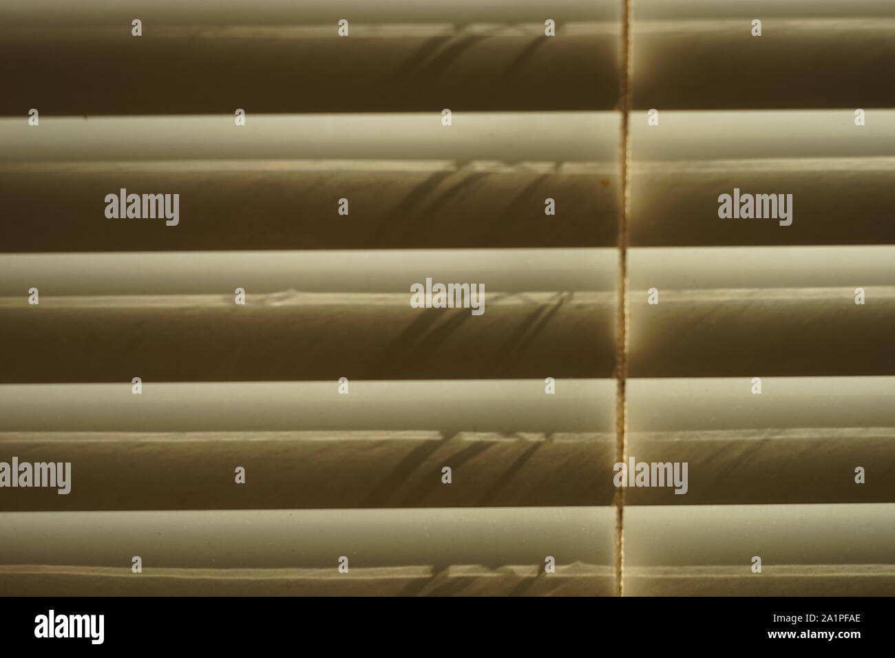 Light through blinds white wall hi-res stock photography and images - Alamy