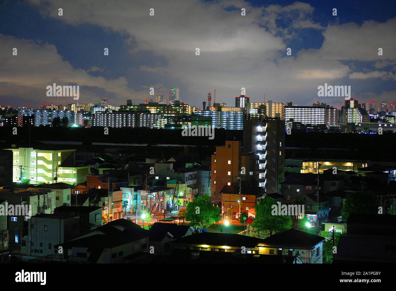 Tokyo way of life hi-res stock photography and images - Alamy