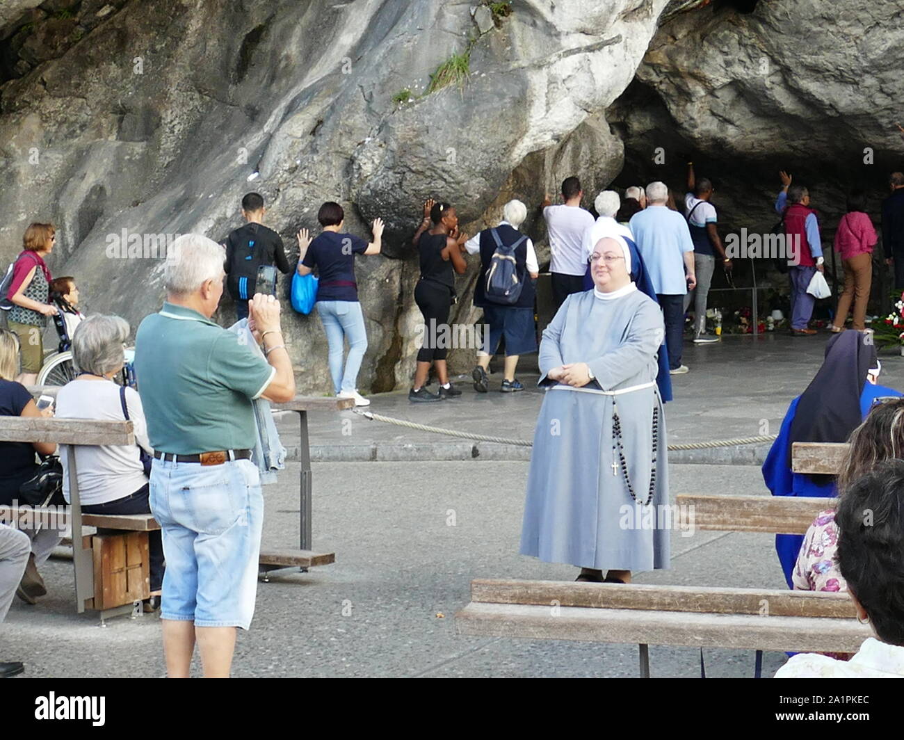 The crypt reliquary of bernadette soubirous hi-res stock photography ...
