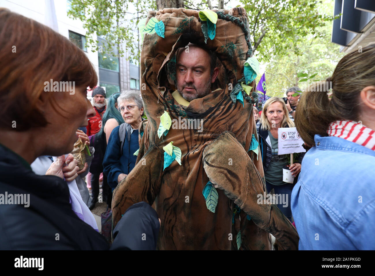 Hs2 tree protest hi-res stock photography and images - Alamy