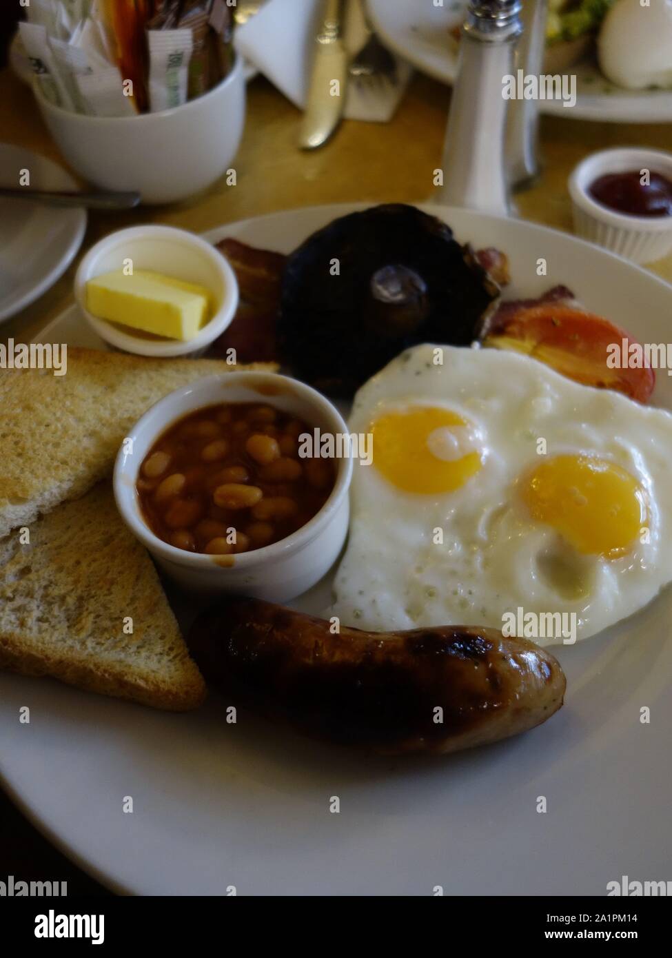 Full English Breakfast Hotel High Resolution Stock Photography and ...