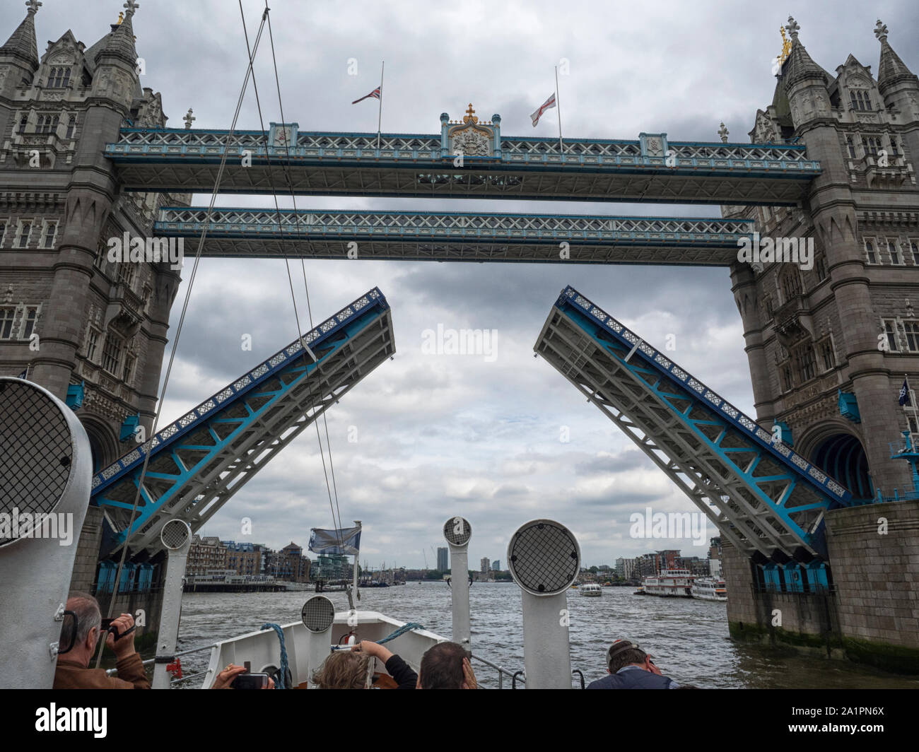 From underneath perspective hi-res stock photography and images - Alamy