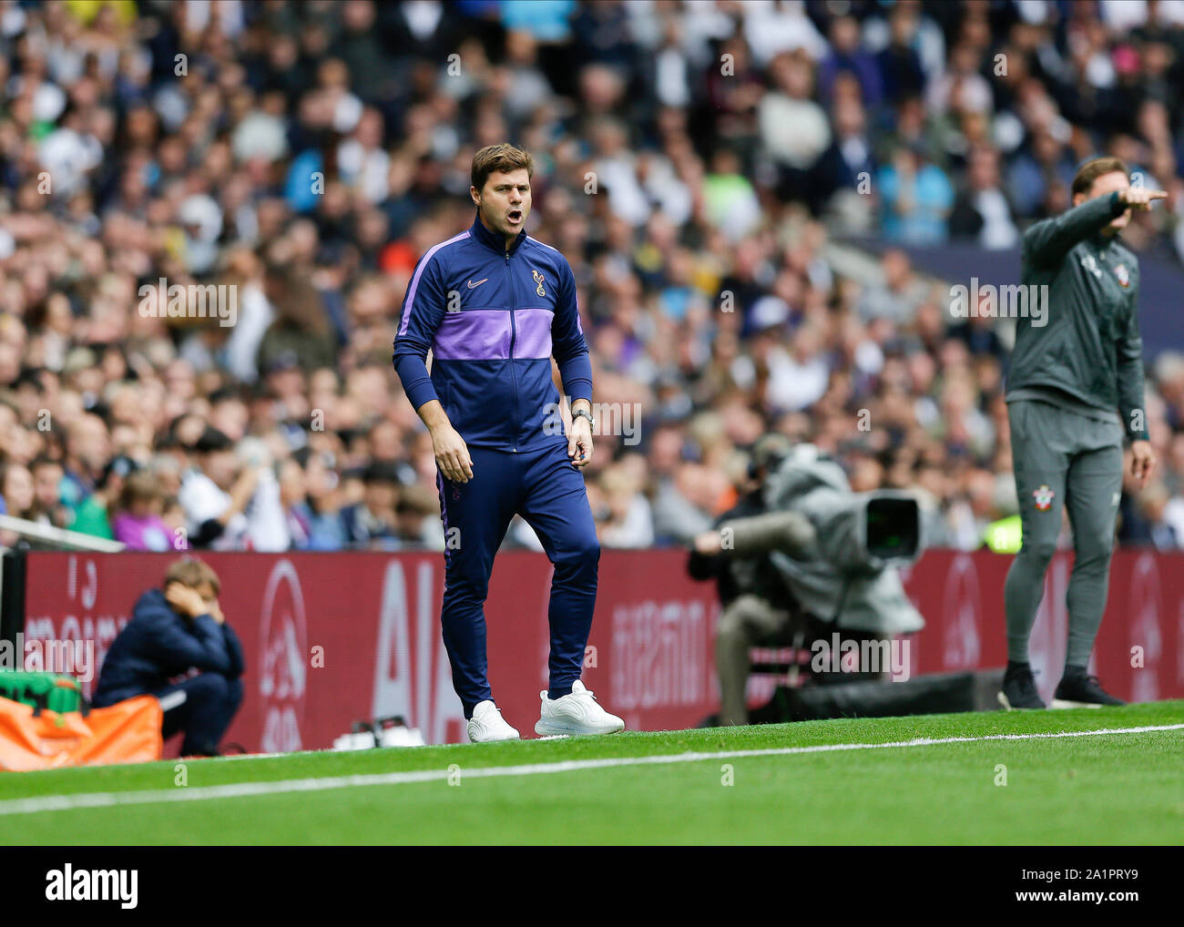 Football manager shouting at player hi-res stock photography and images ...