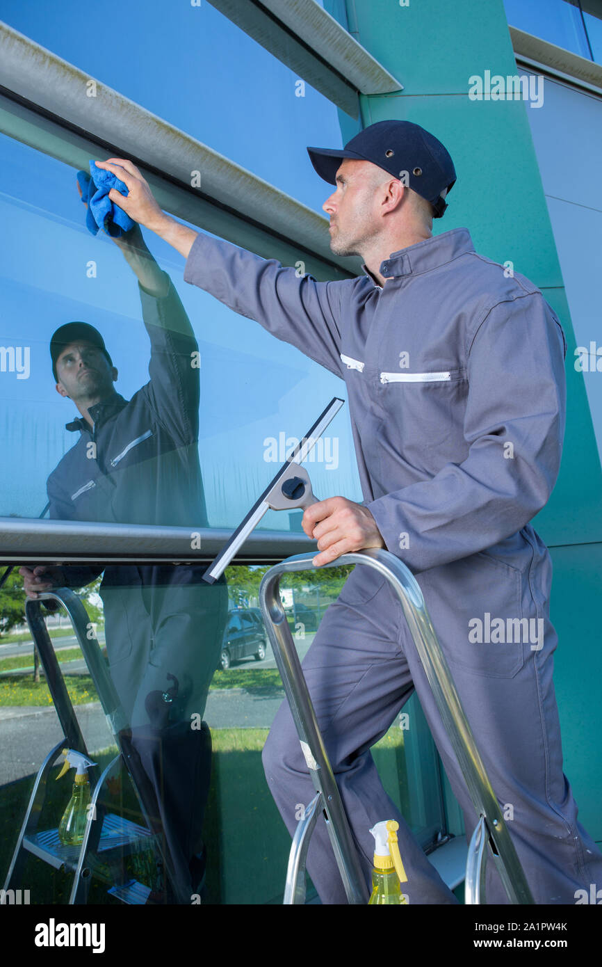 Professional window cleaner hi-res stock photography and images - Alamy
