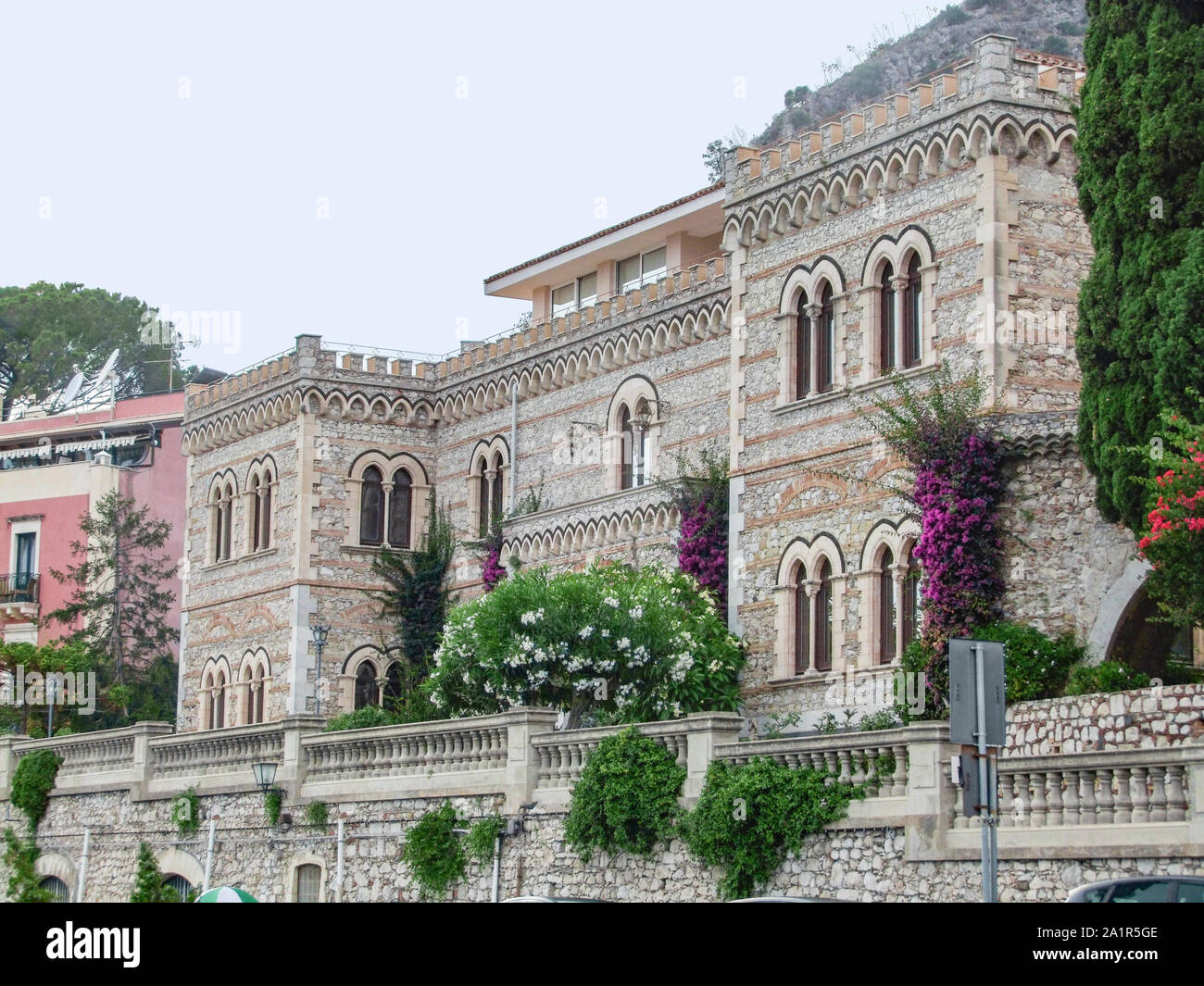 Taormina comune hi-res stock photography and images - Alamy