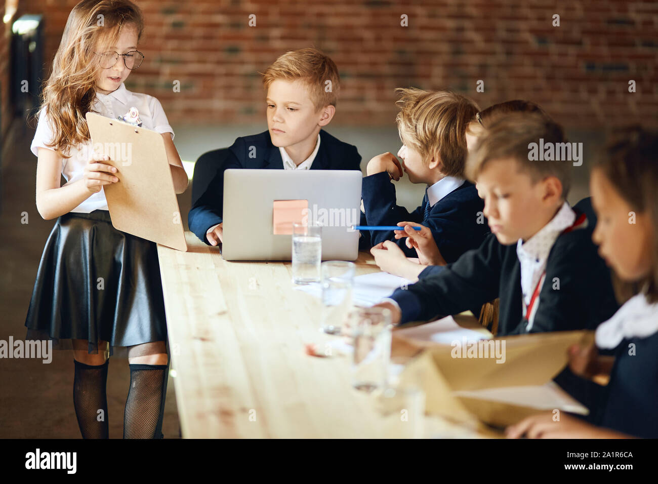 Conference group photo hi-res stock photography and images - Alamy
