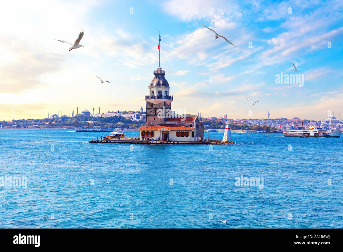 Istanbul sea hi-res stock photography and images - Alamy