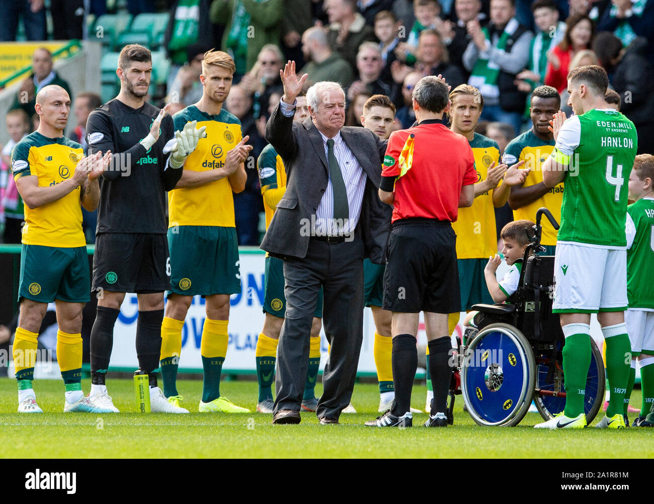 Pat stanton celtic hi-res stock photography and images - Alamy