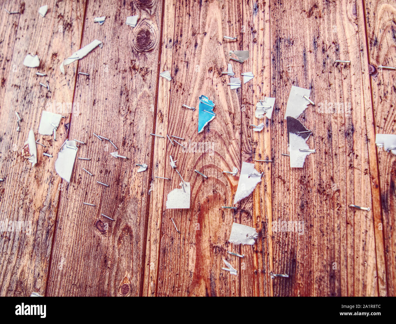 Paper stapled to wall hi-res stock photography and images - Alamy