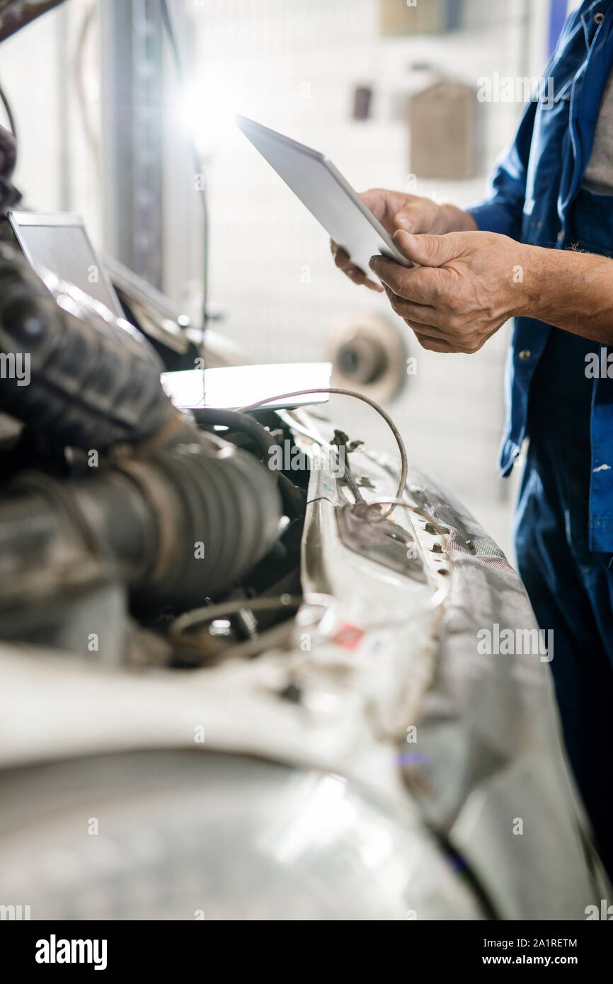 Open engine hi-res stock photography and images - Alamy