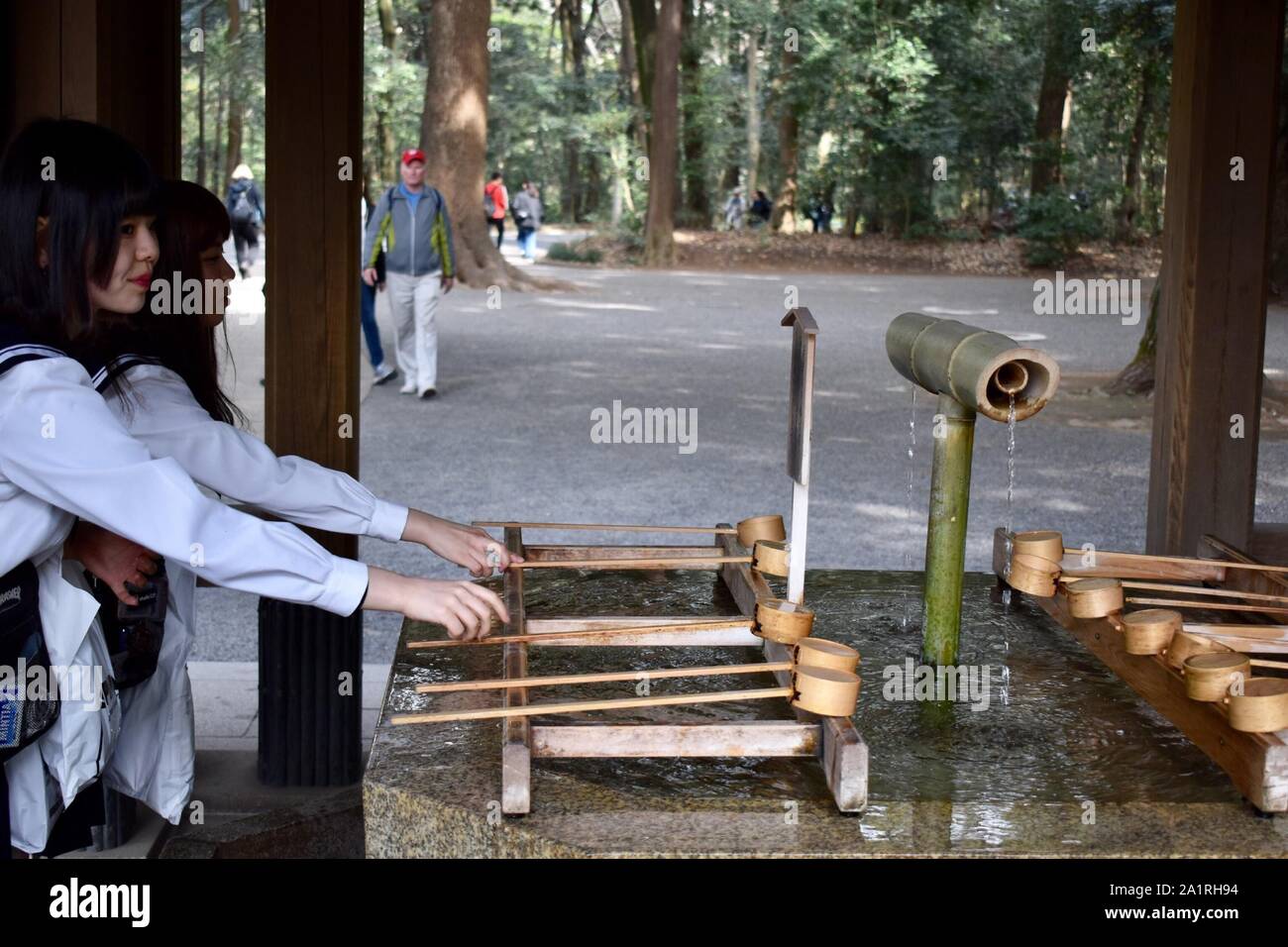 Japanese schoolgirls hi-res stock photography and images - Alamy