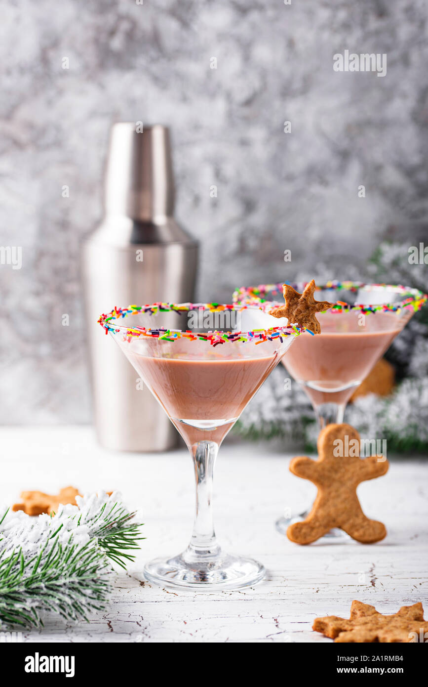 Sugar cookie martini with sprinkles rim Stock Photo - Alamy