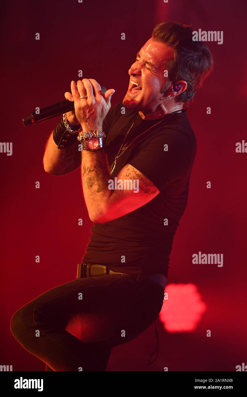 Scott stapp hi-res stock photography and images - Alamy