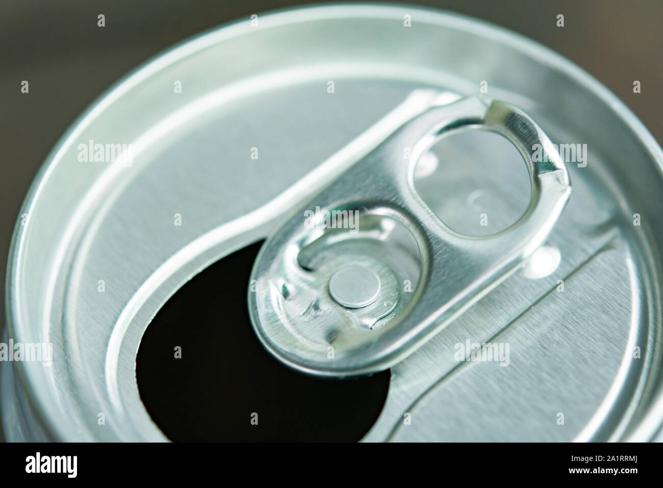 Pull tab cans hi-res stock photography and images - Alamy