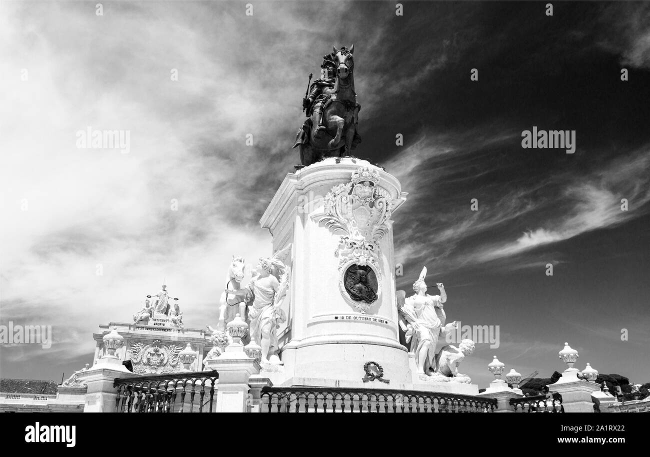 Magnificent bronze statue of King Joseph I of Portugal on top of a ...