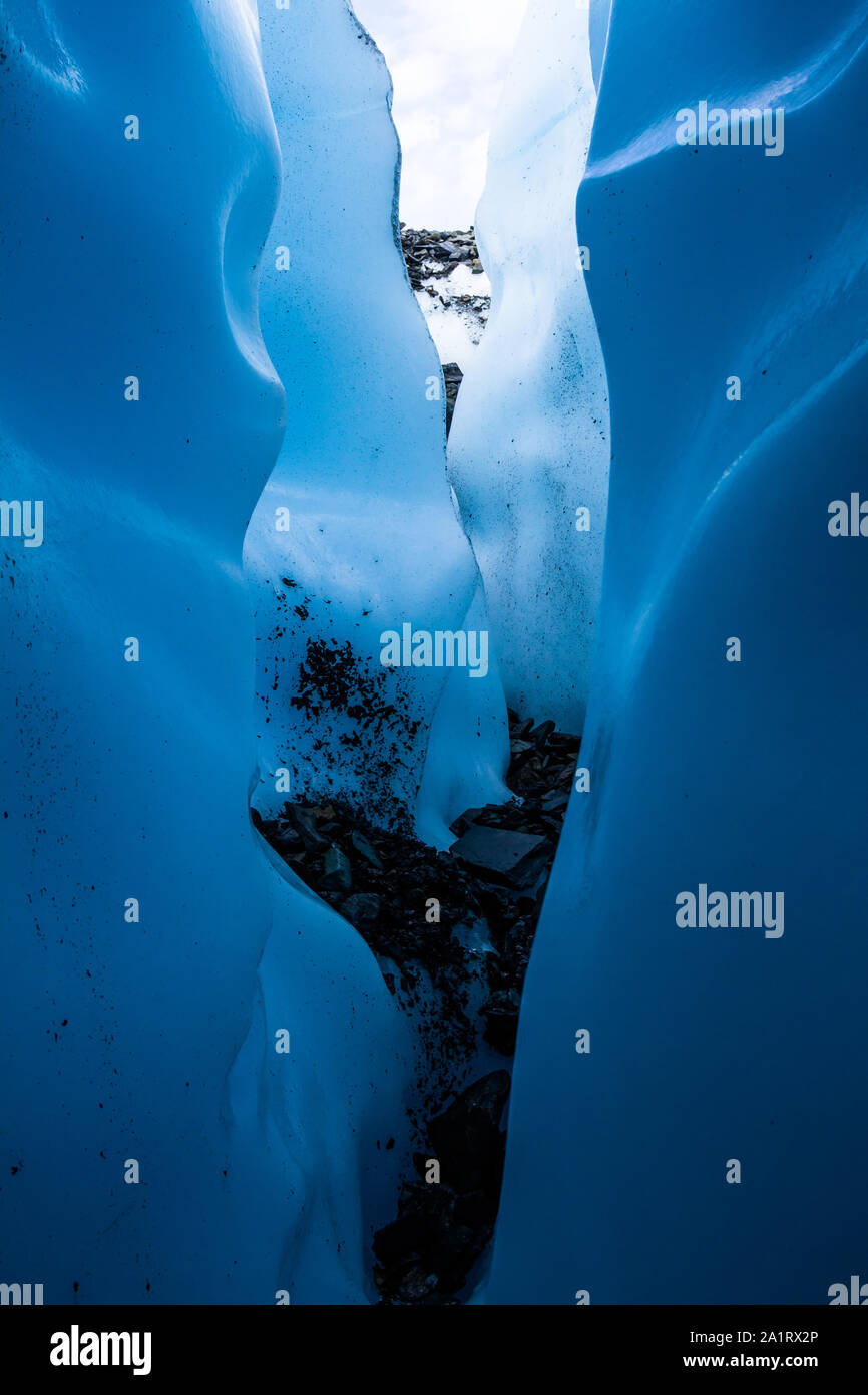 Cave Dark High Resolution Stock Photography and Images - Alamy