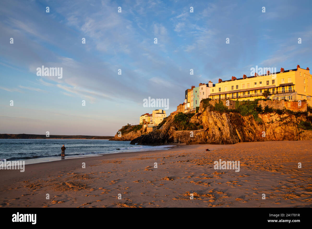 Pembrokeshire beach sunrise hi-res stock photography and images - Alamy