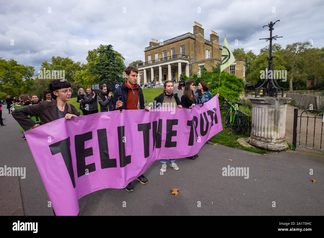London, UK. 28th September 2019. Extinction Rebellion Hackney march ...