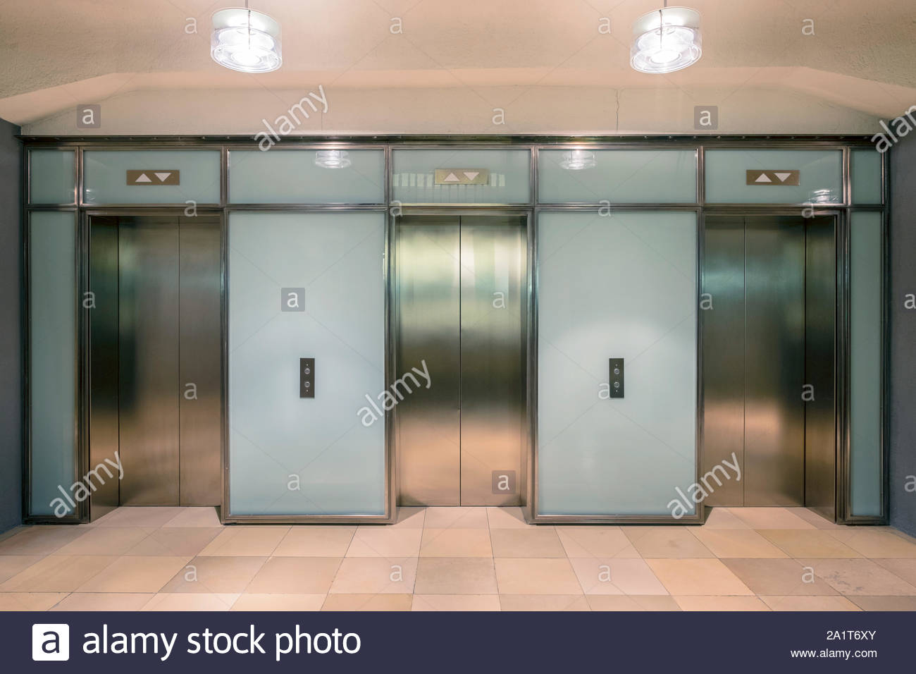 Old Fashioned Elevator Stock Photos & Old Fashioned Elevator Stock ...