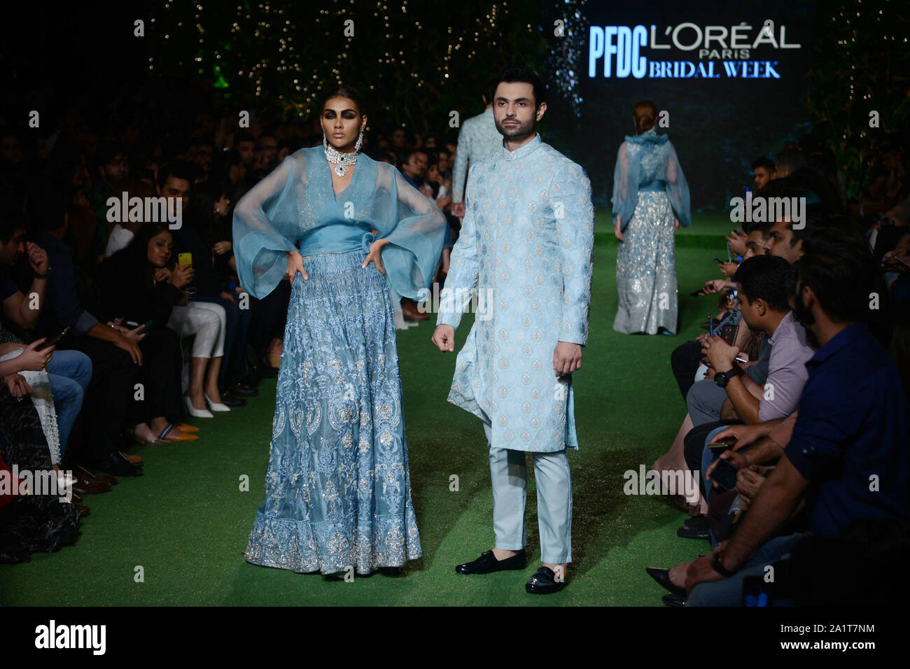 Models walks on ramp and presenting creations of Pakistani famous ...