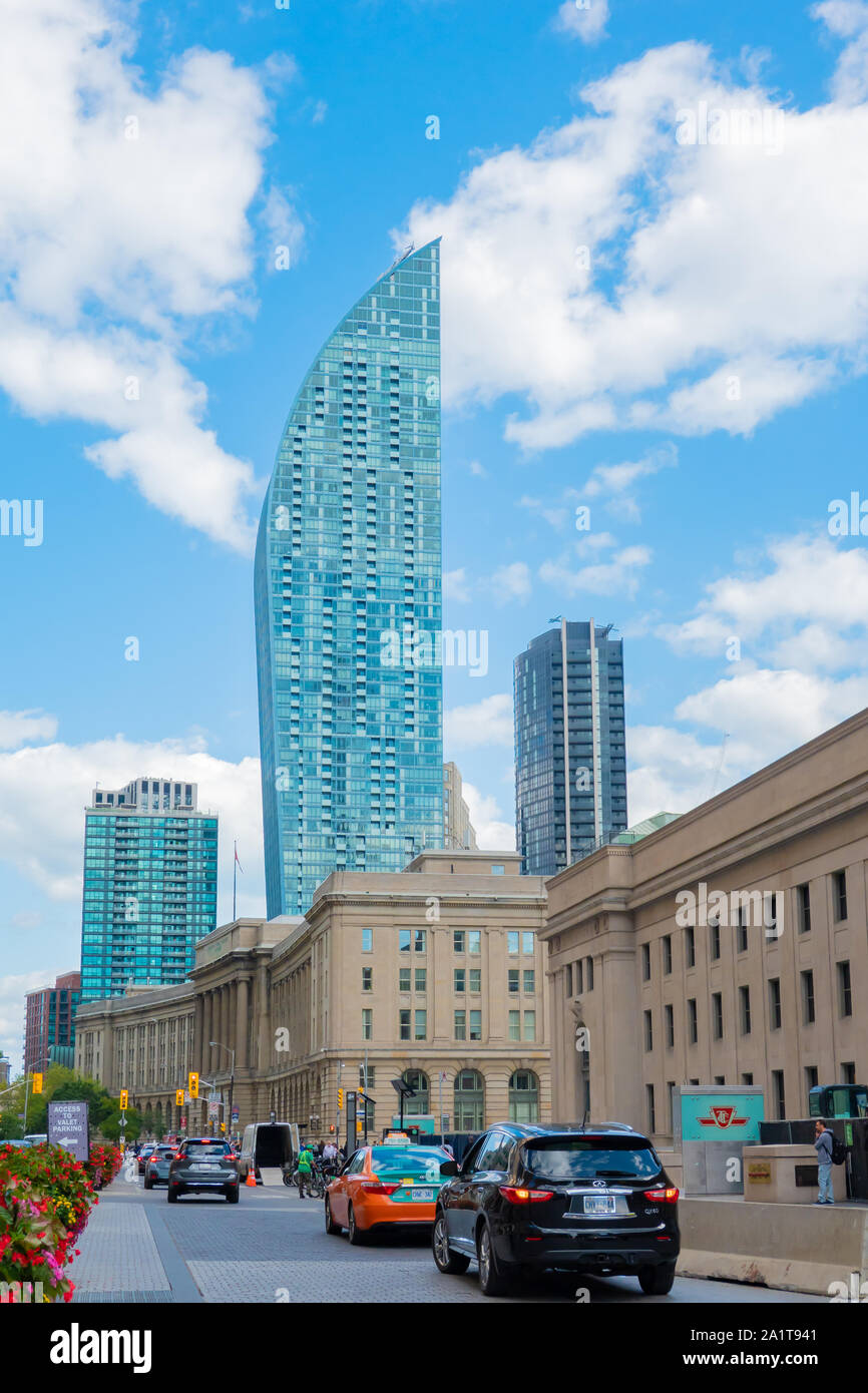 Outside of union station hi-res stock photography and images - Alamy