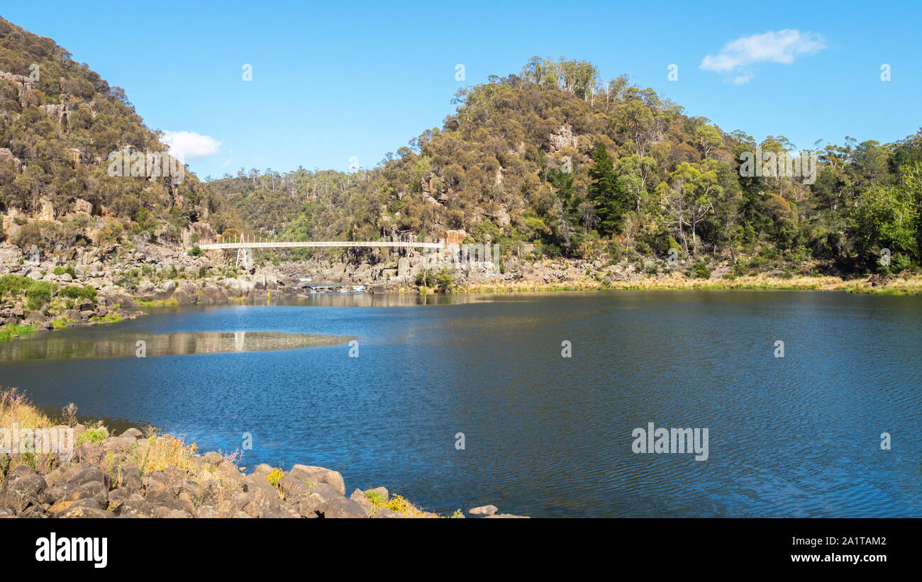 Alexandra Suspension Bridge crosses Cataract Gorge in the lower section ...