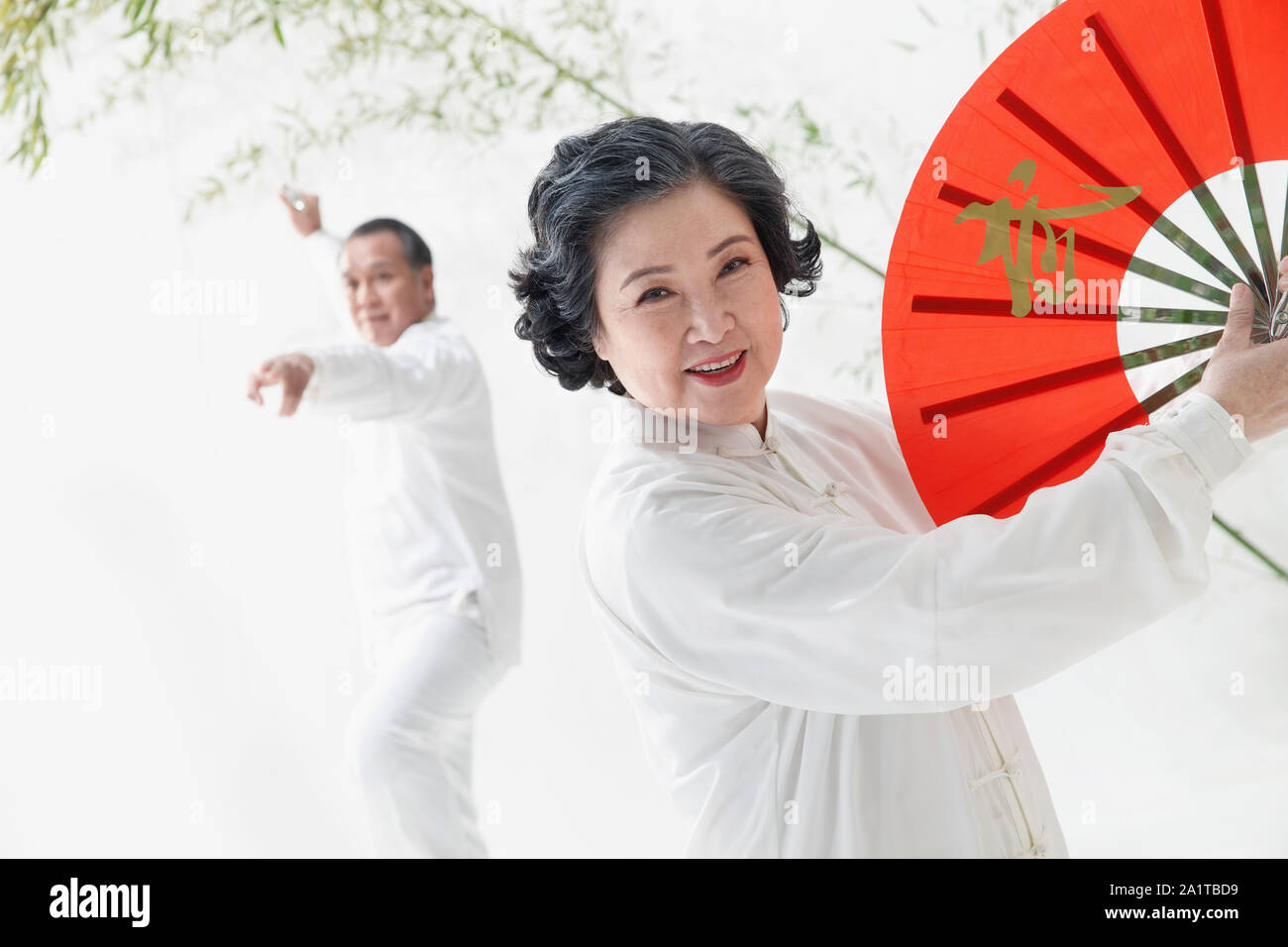 Old people dancing fan Stock Photo - Alamy