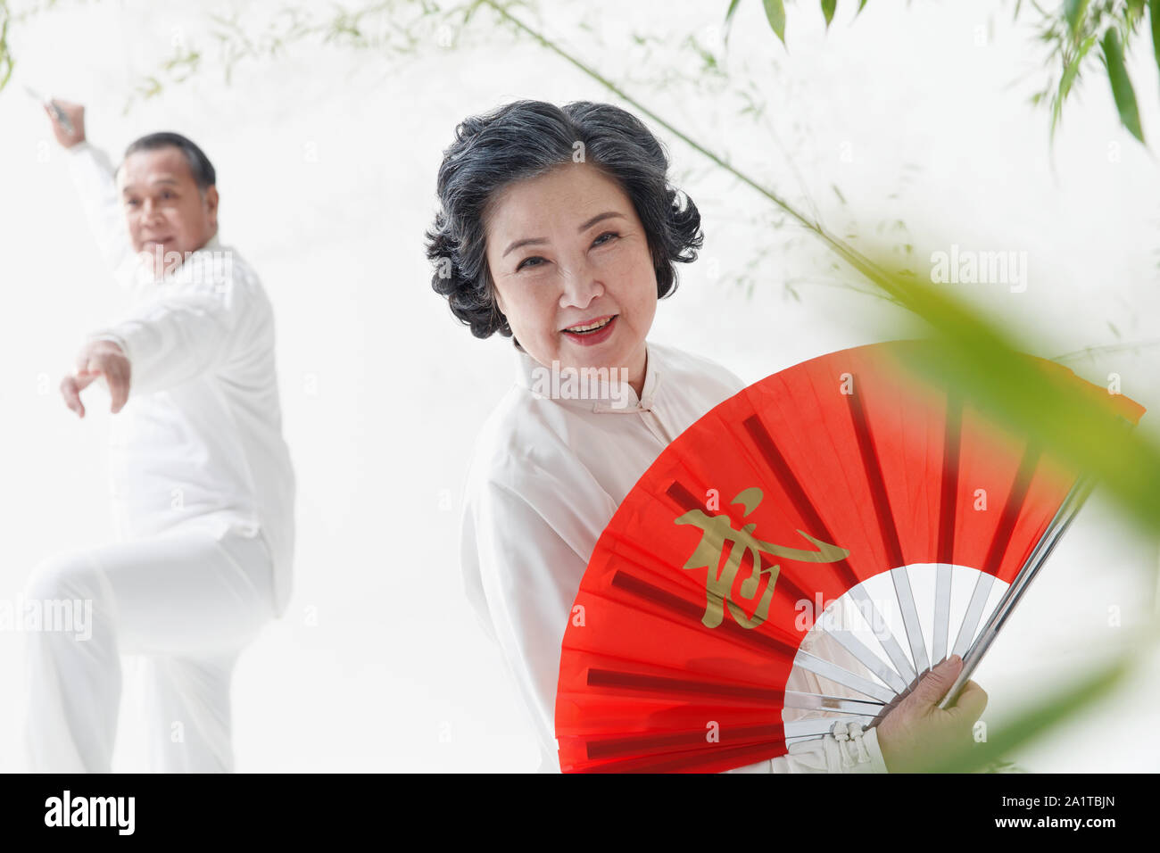 Old people dancing fan Stock Photo - Alamy