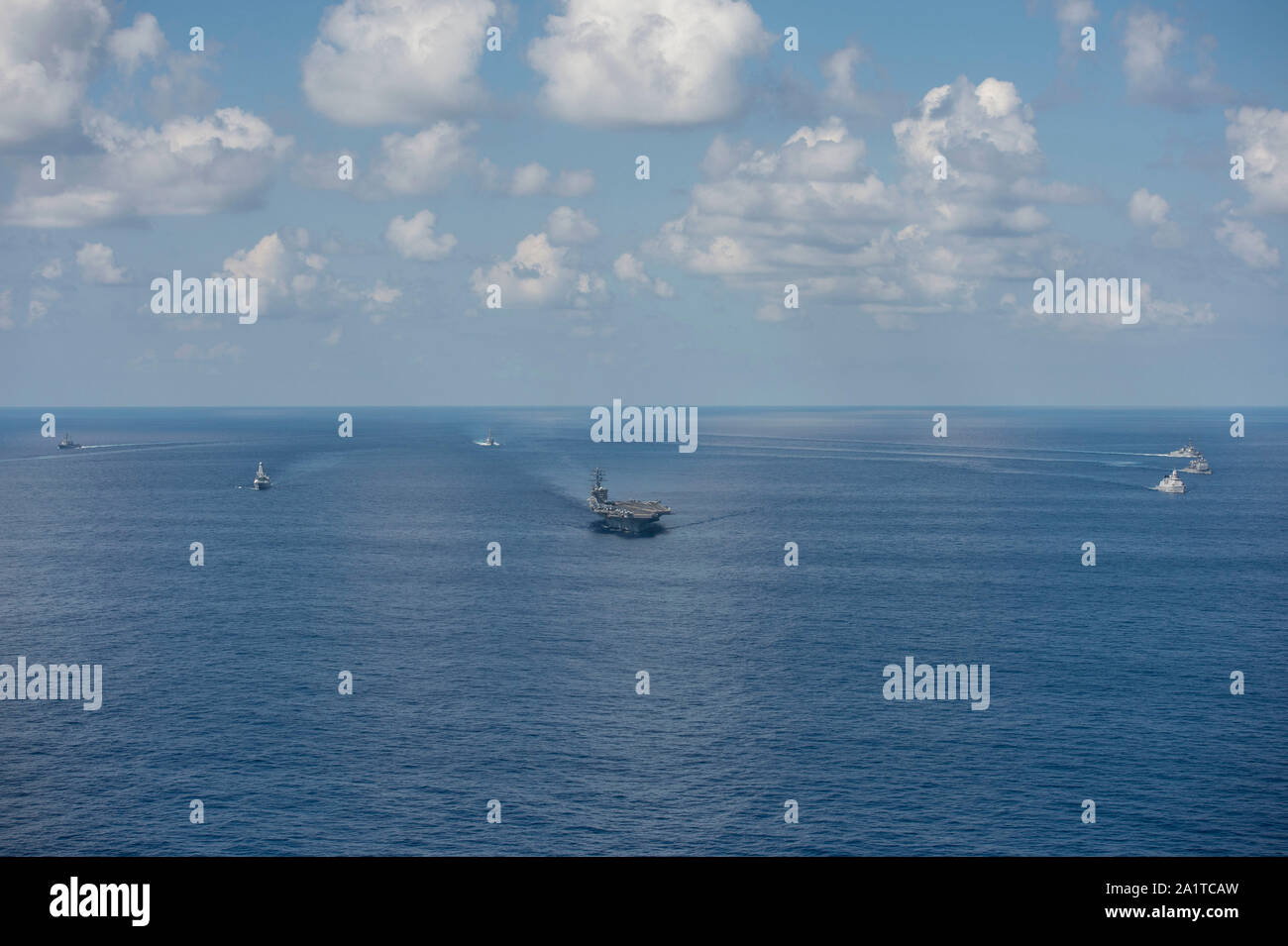 190928-N-YZ751-2149 ATLANTIC OCEAN (Sept. 28, 2019) The aircraft ...