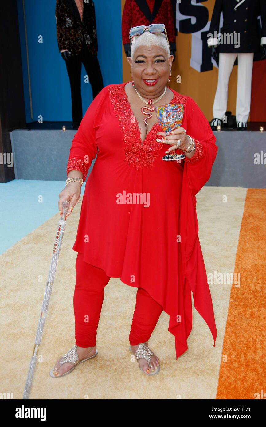 Los Angeles, CA. 28th Sep, 2019. Luenell attends the LA Premiere of ...