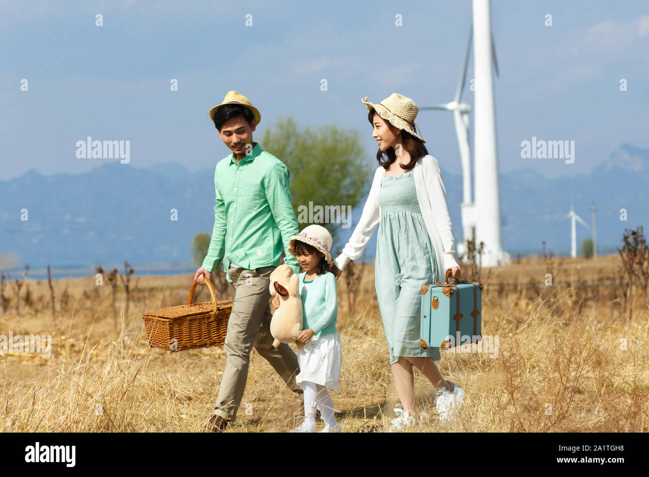 Happy family outdoor outing Stock Photo - Alamy